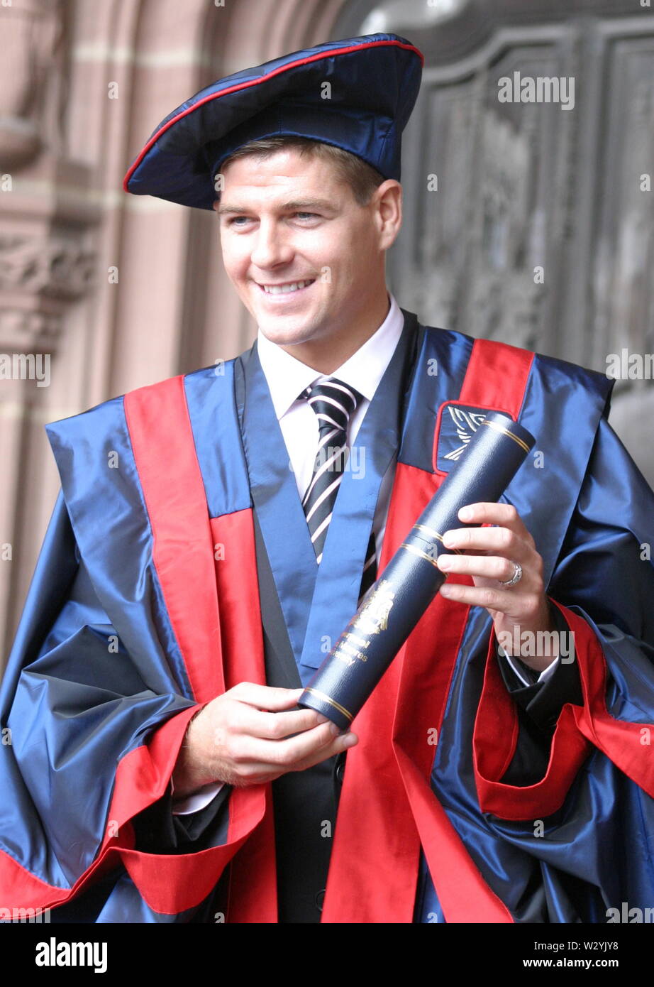 Liverpool,Uk Steven Gerrard recieves degree at Liverpool John Moores ...