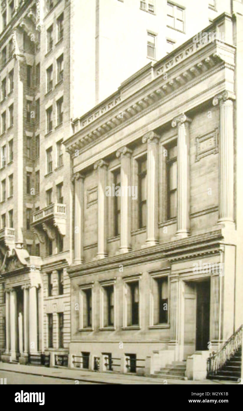 43rd street hi-res stock photography and images - Alamy