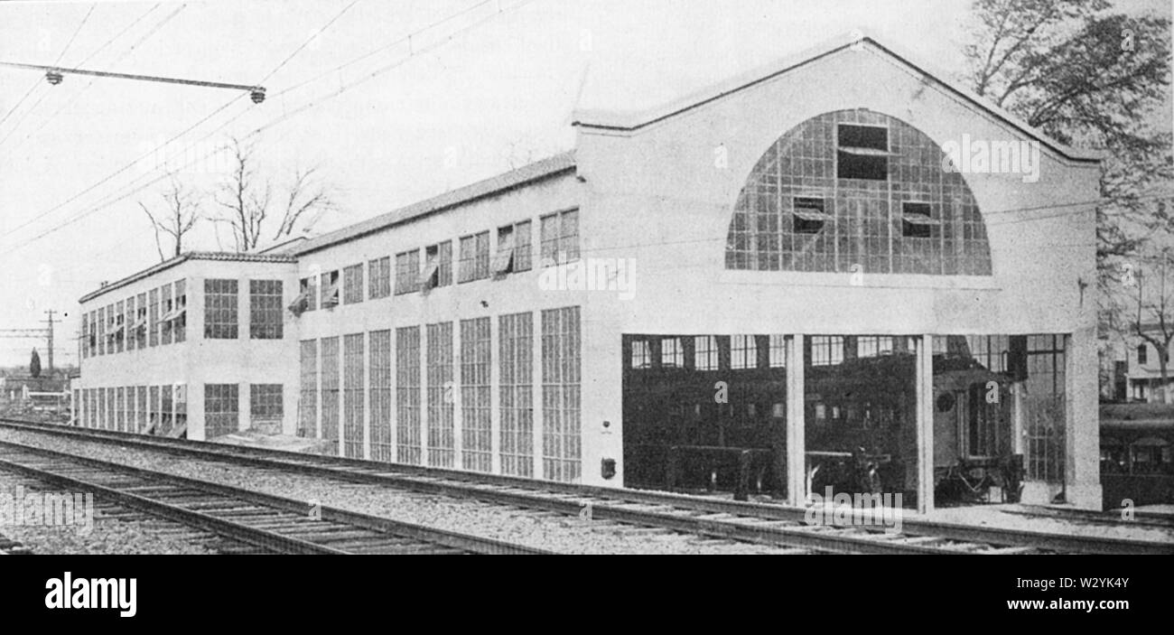 Retail shop owner Black and White Stock Photos & Images - Alamy