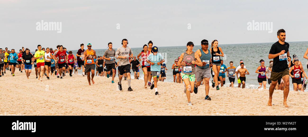 Babylon, New York, USA - 24 June 2019: Runners moments after the start ...