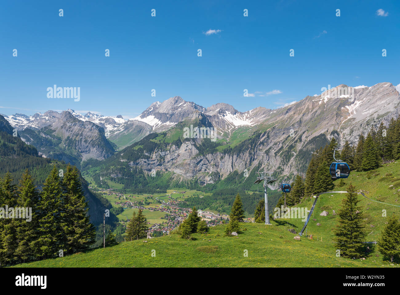 Kandersteg snow cable hi-res stock photography and images - Alamy