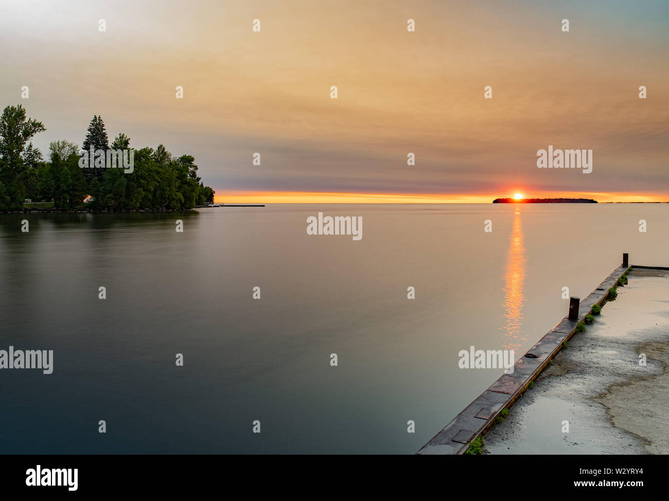 Innisfil beach park hi-res stock photography and images - Alamy