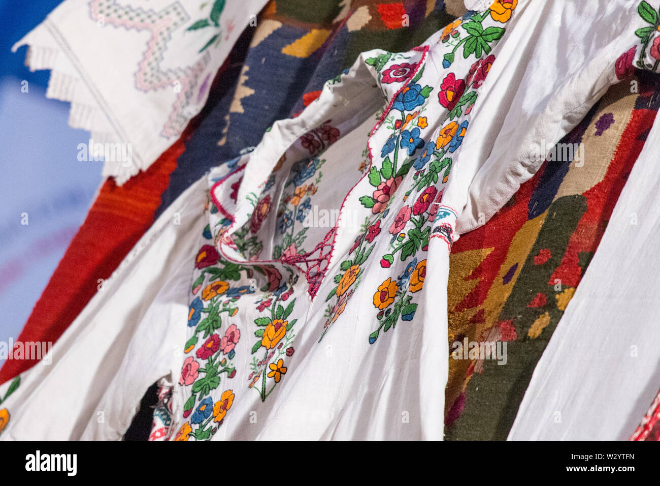 Detail of traditional folkloric costume of Romanian dancers. Folklore ...
