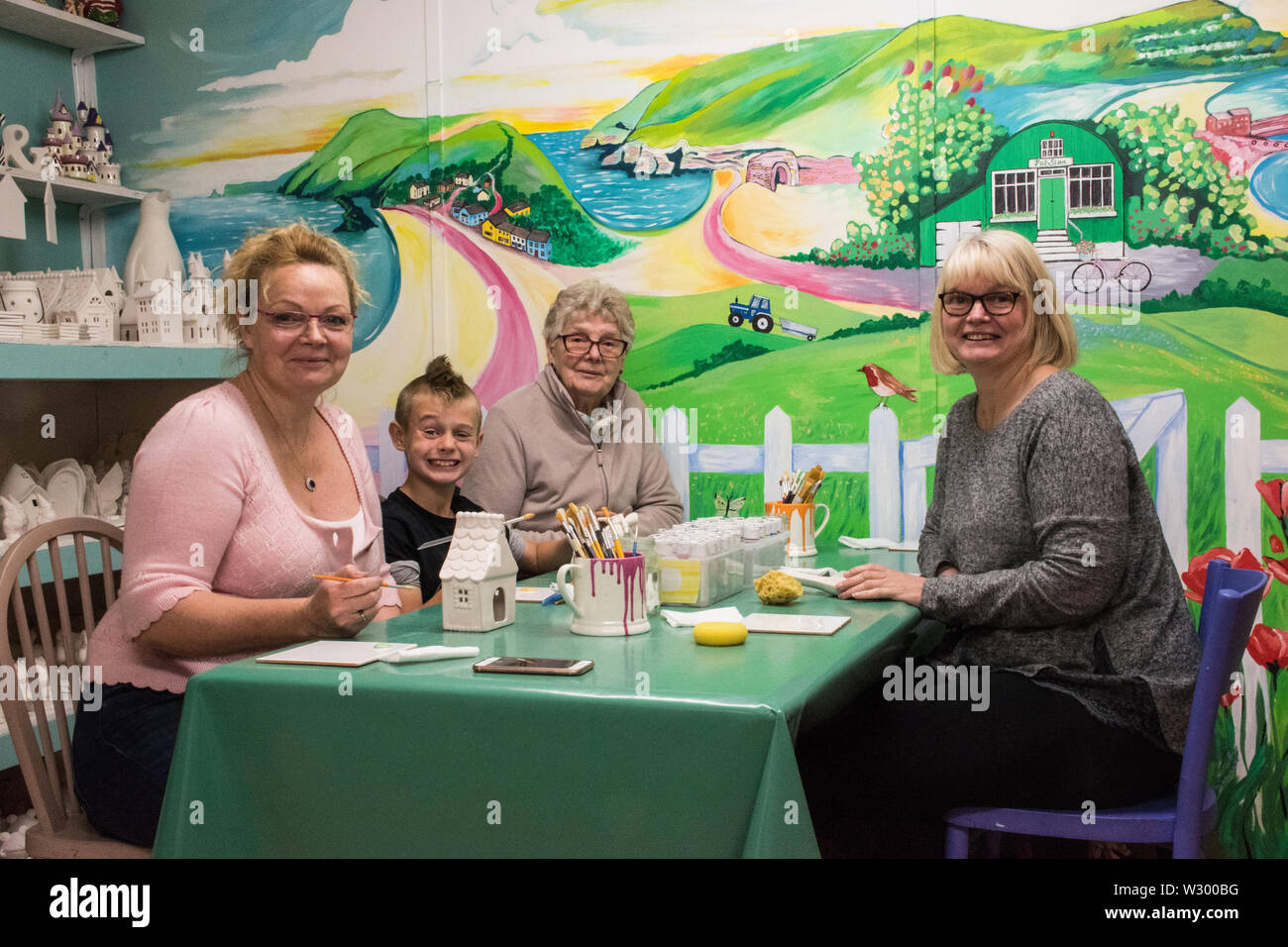 Ceramics pot hi-res stock photography and images - Alamy