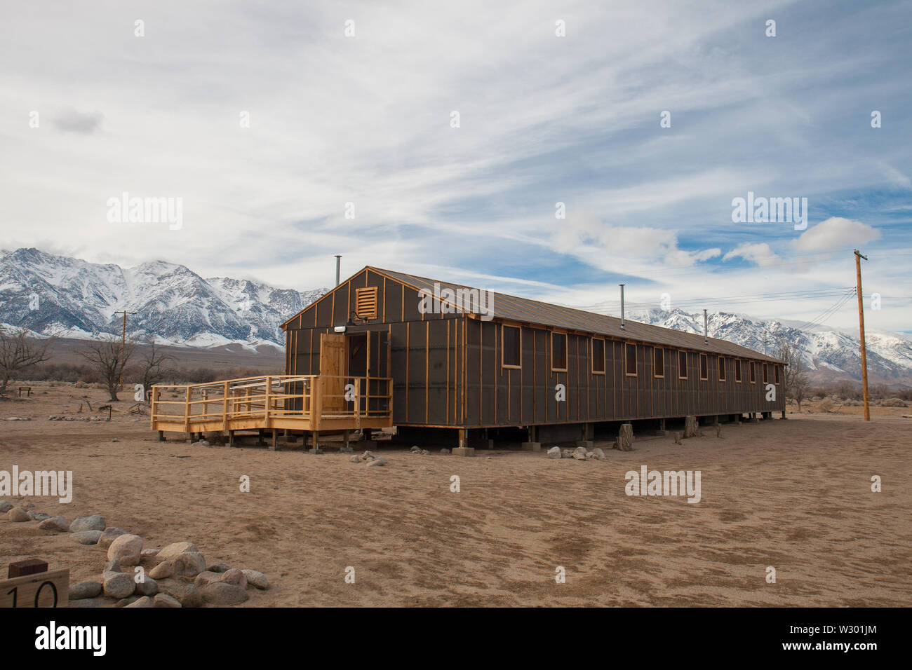 Barracks at the Manzanar internment camp Stock Photo - Alamy