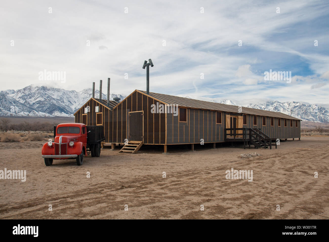 Barracks at the Manzanar internment camp Stock Photo - Alamy