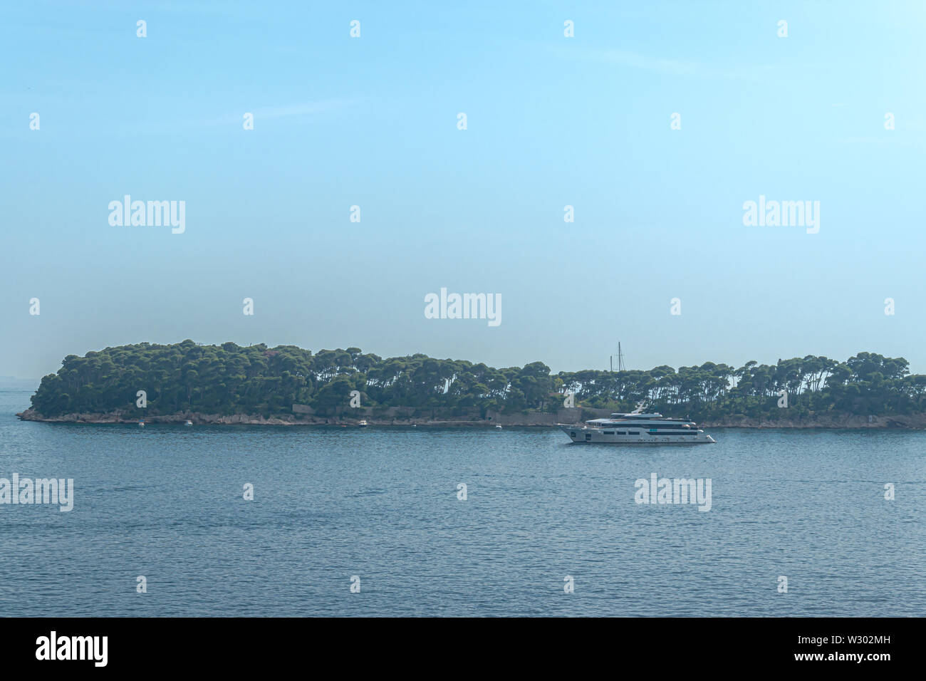 Daksa hi-res stock photography and images - Alamy