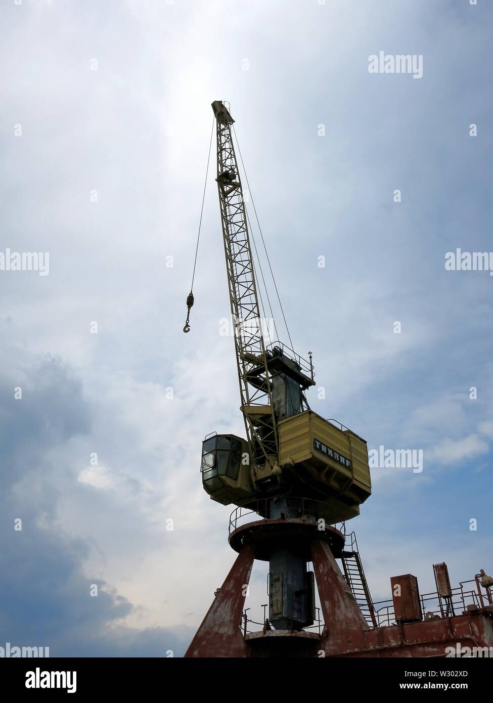Takraf crane hi-res stock photography and images - Alamy