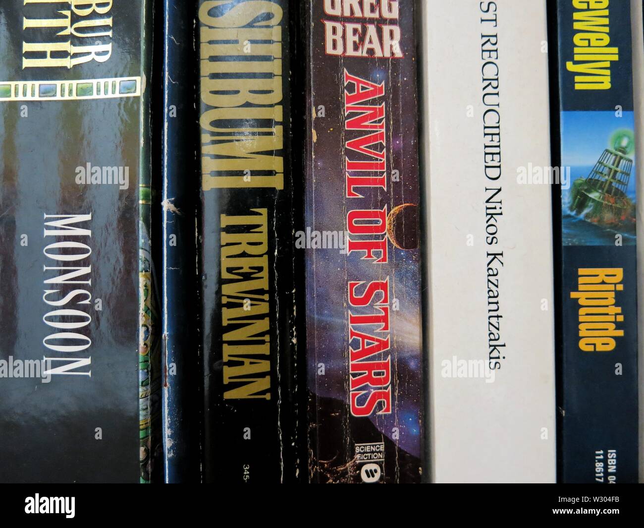 Variety of books hi-res stock photography and images - Alamy