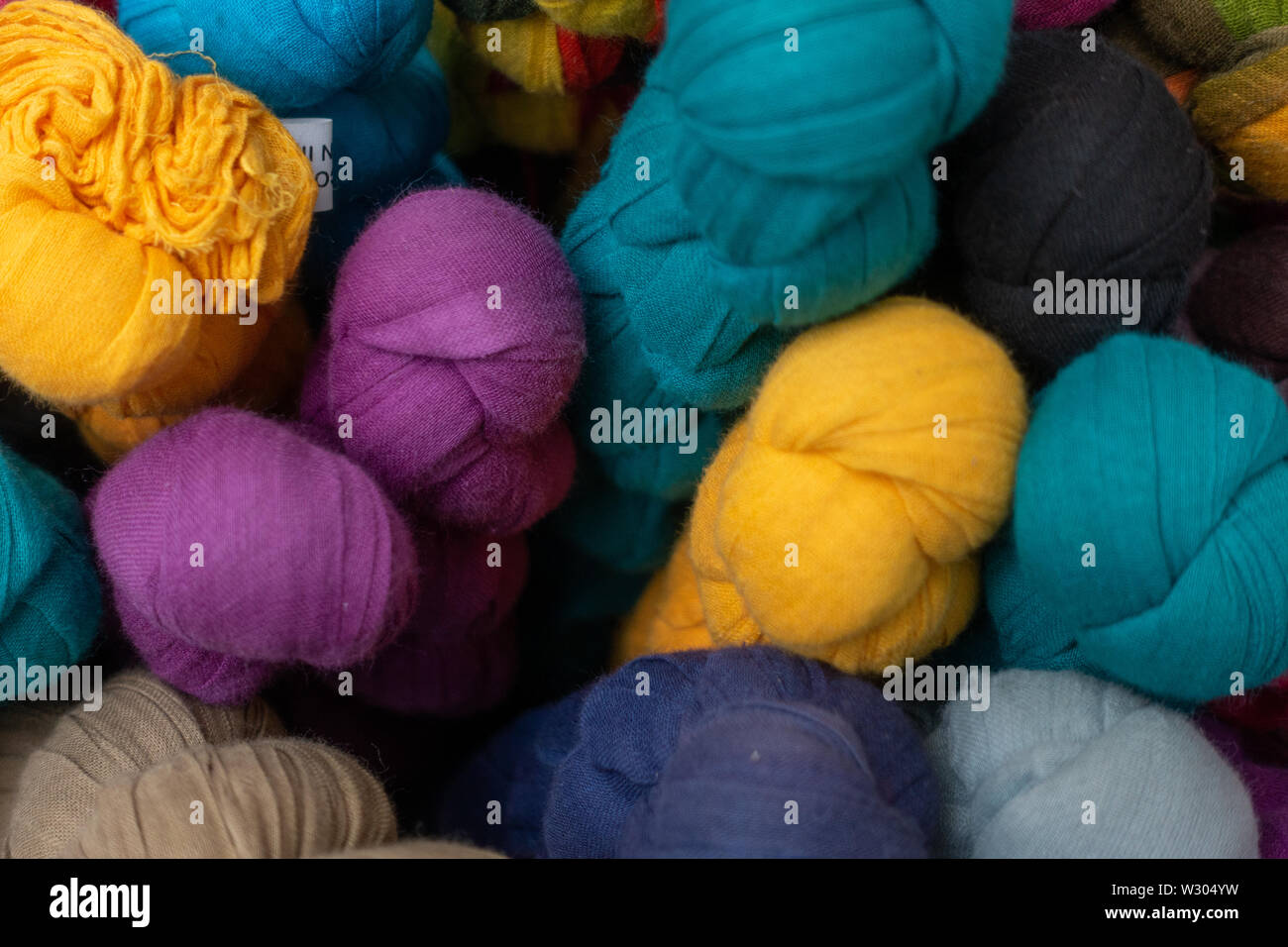 Coloured pashmina hi-res stock photography and images - Alamy