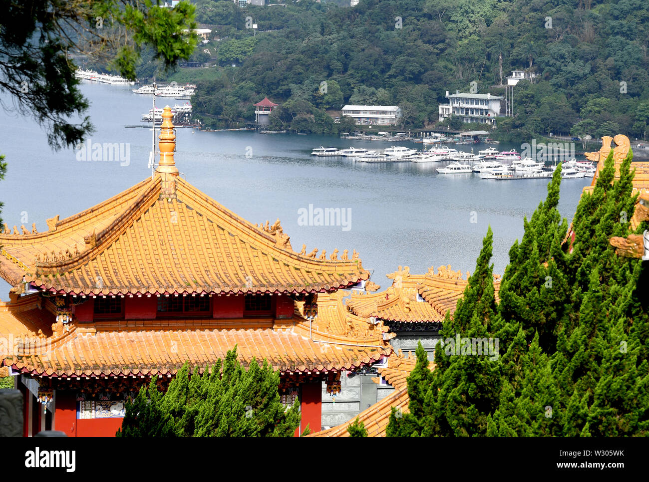 Riyue sun moon hi-res stock photography and images - Alamy