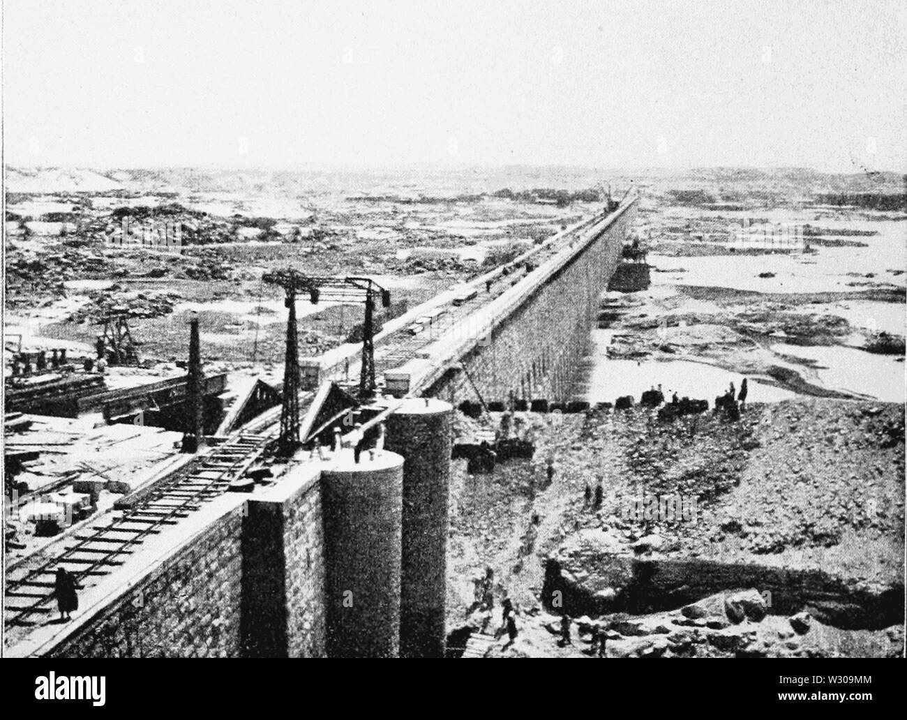 Bank south Black and White Stock Photos & Images - Alamy