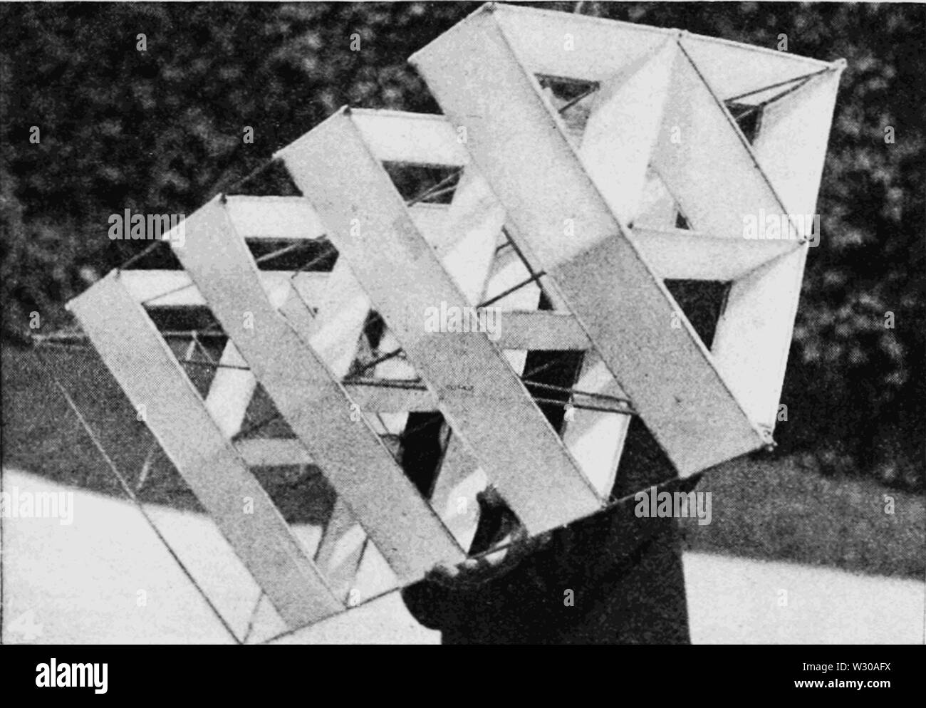 PSM V64 D137 Kite built of twelve triangular cells Stock Photo - Alamy