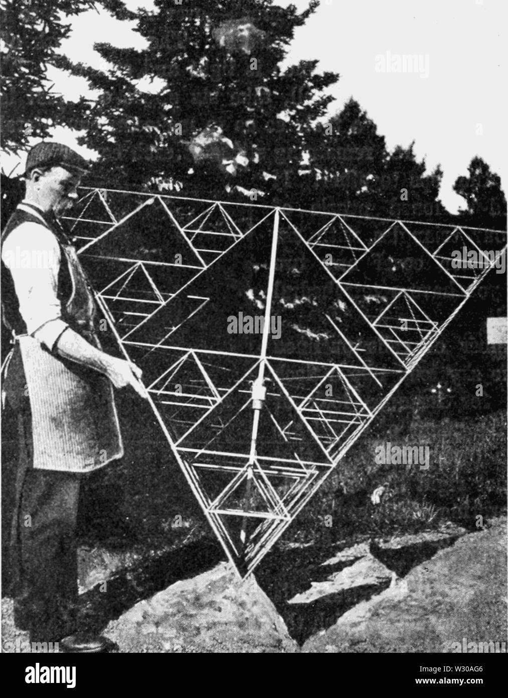 PSM V64 D144 Sixteen celled kite carrying five pound load Stock Photo ...