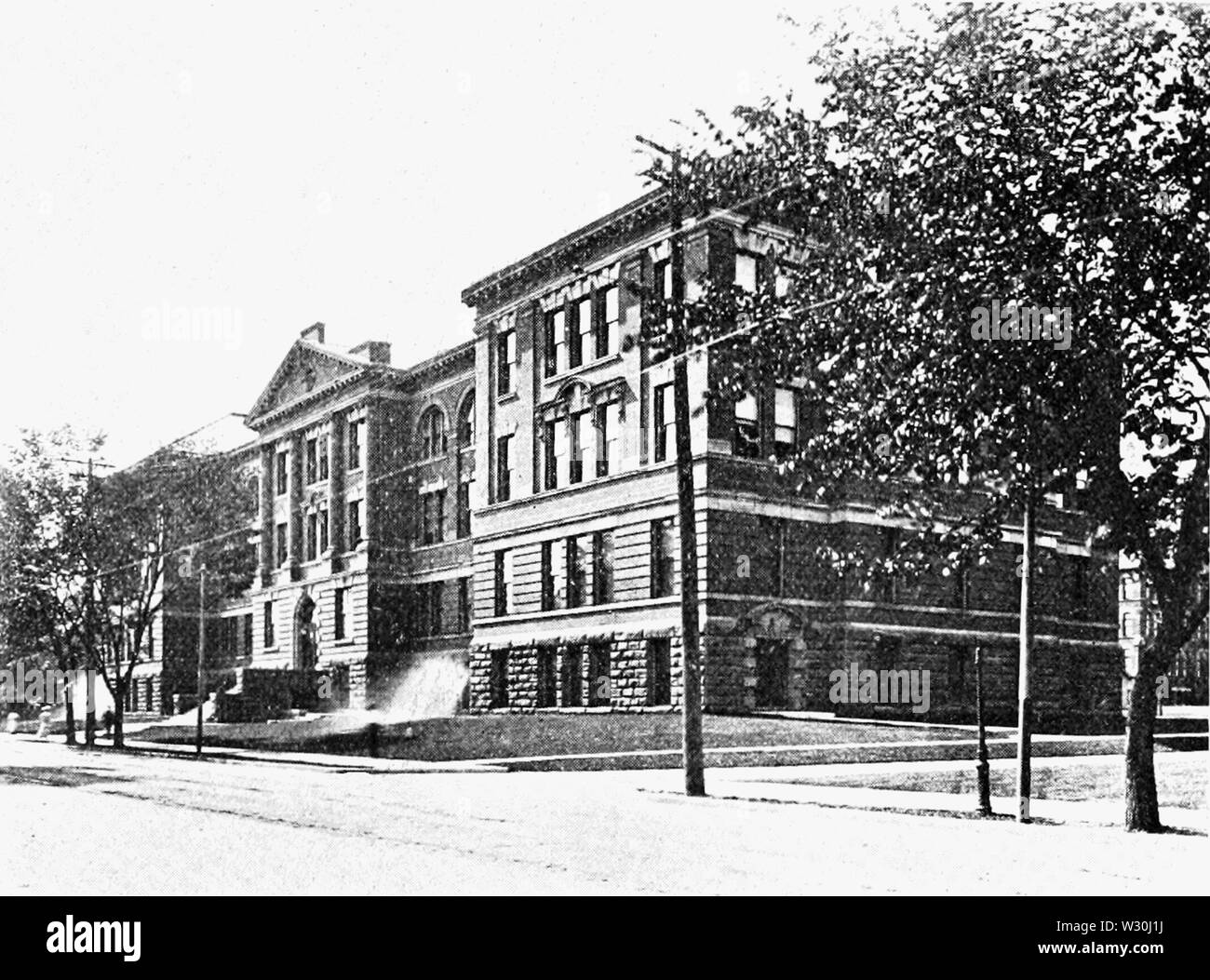 PSM V69 D386 University of toronto science building 1906 Stock Photo ...