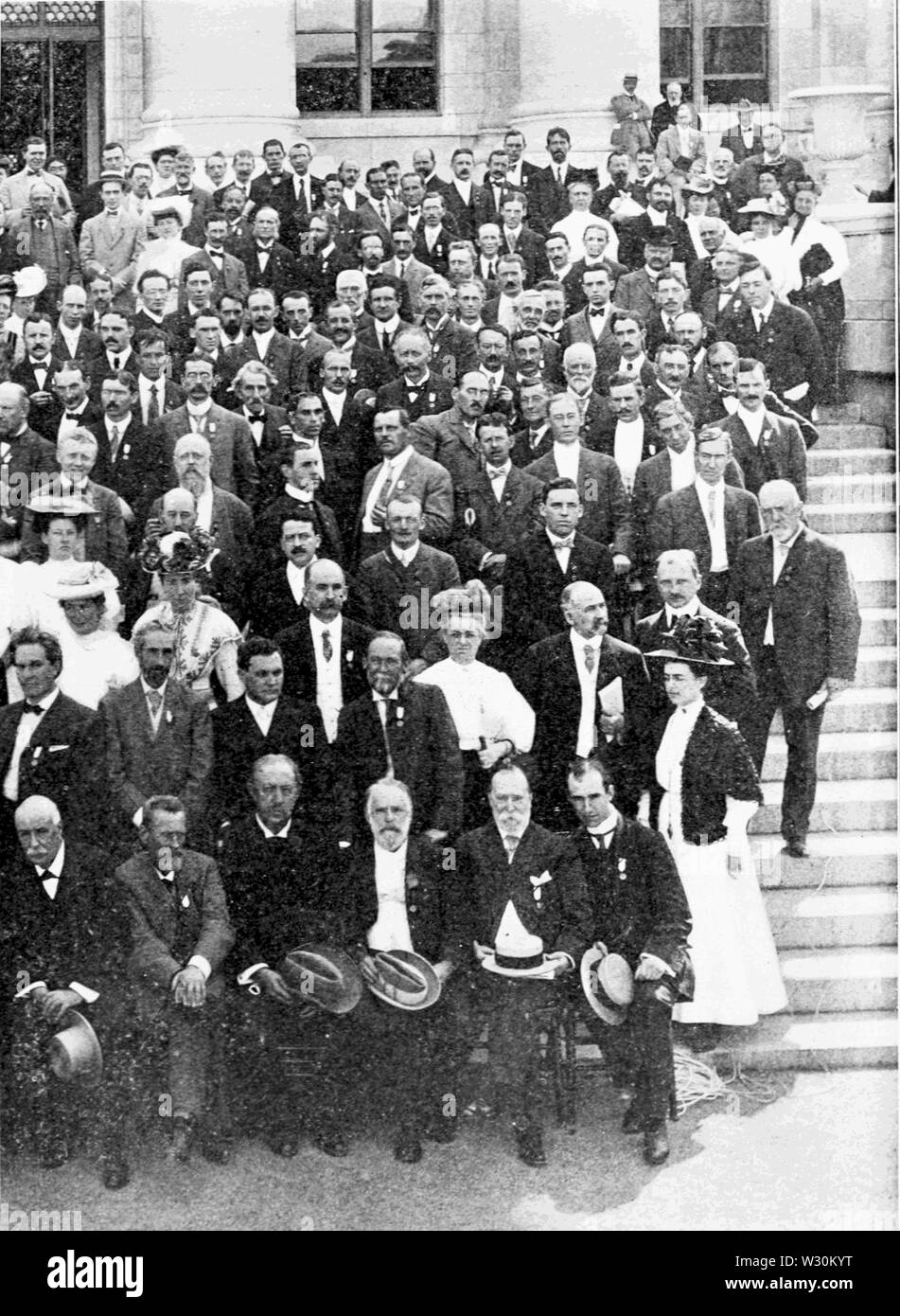 Harvard medical school hi-res stock photography and images - Alamy