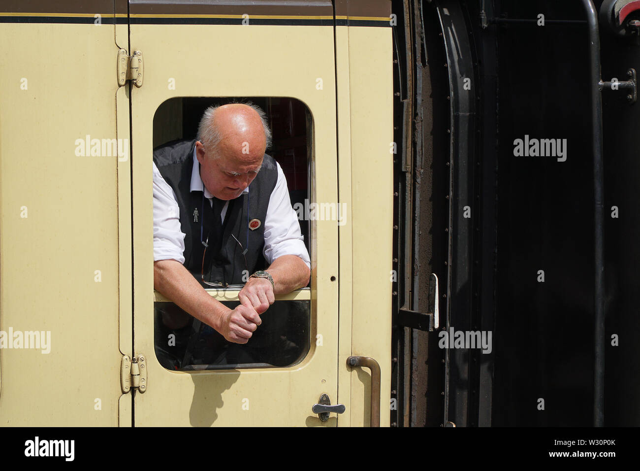 Railway Guard Stock Photos & Railway Guard Stock Images - Alamy