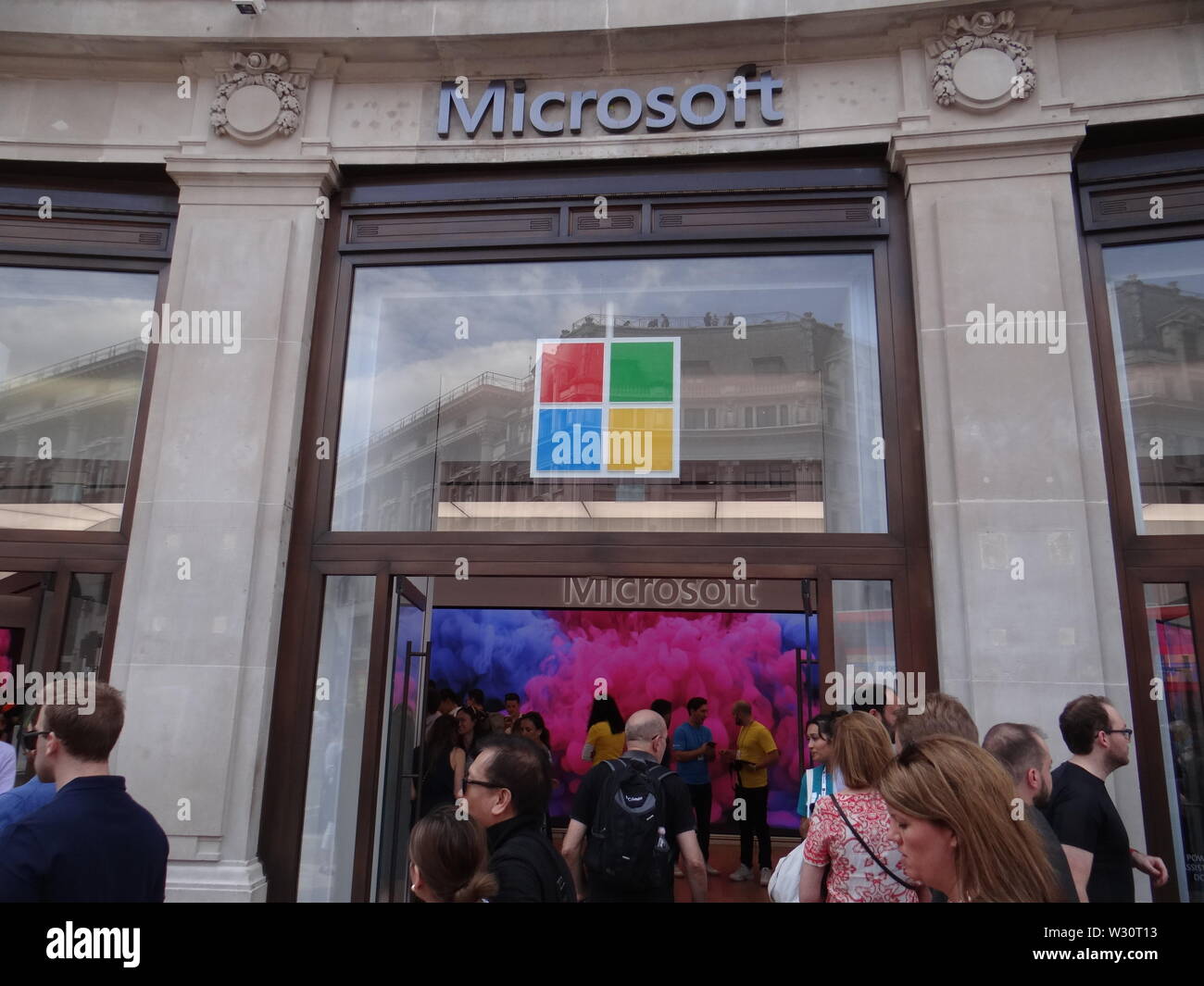 First European Microsoft store opens on Oxford circus in London, UK ...