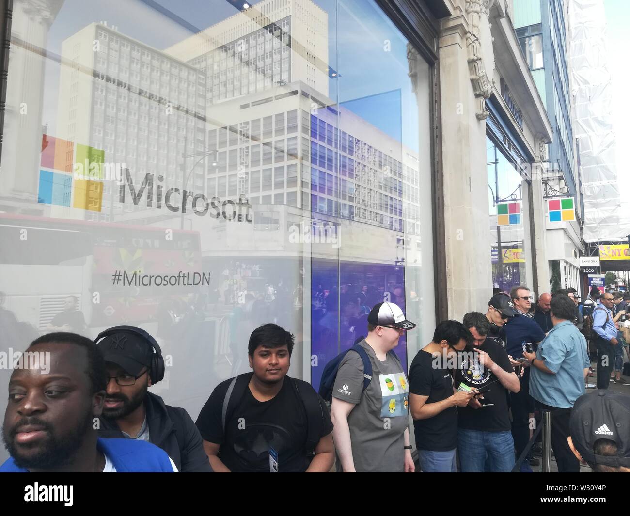 First European Microsoft store opens on Oxford circus in London, UK ...