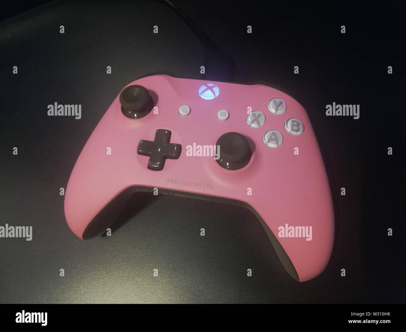 First European Microsoft store opens on Oxford circus in London, UK ...