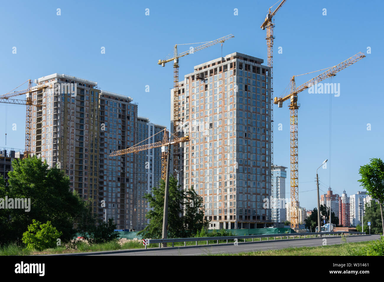 Construction of residential buildings, new multi-storey houses in Kiev ...