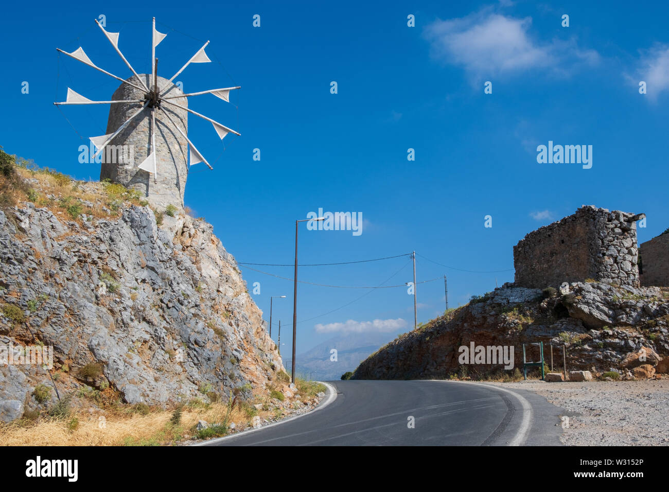 Seli ambelou pass hi-res stock photography and images - Alamy