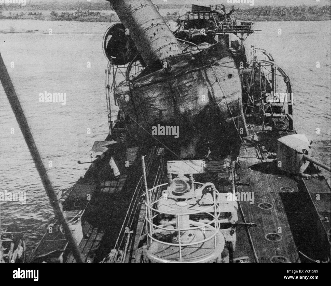 Steel hull and superstructure hi-res stock photography and images - Alamy