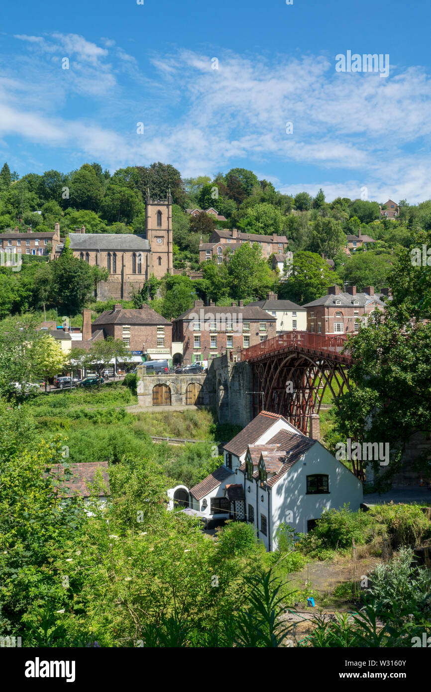 Ironbridge town hi-res stock photography and images - Alamy