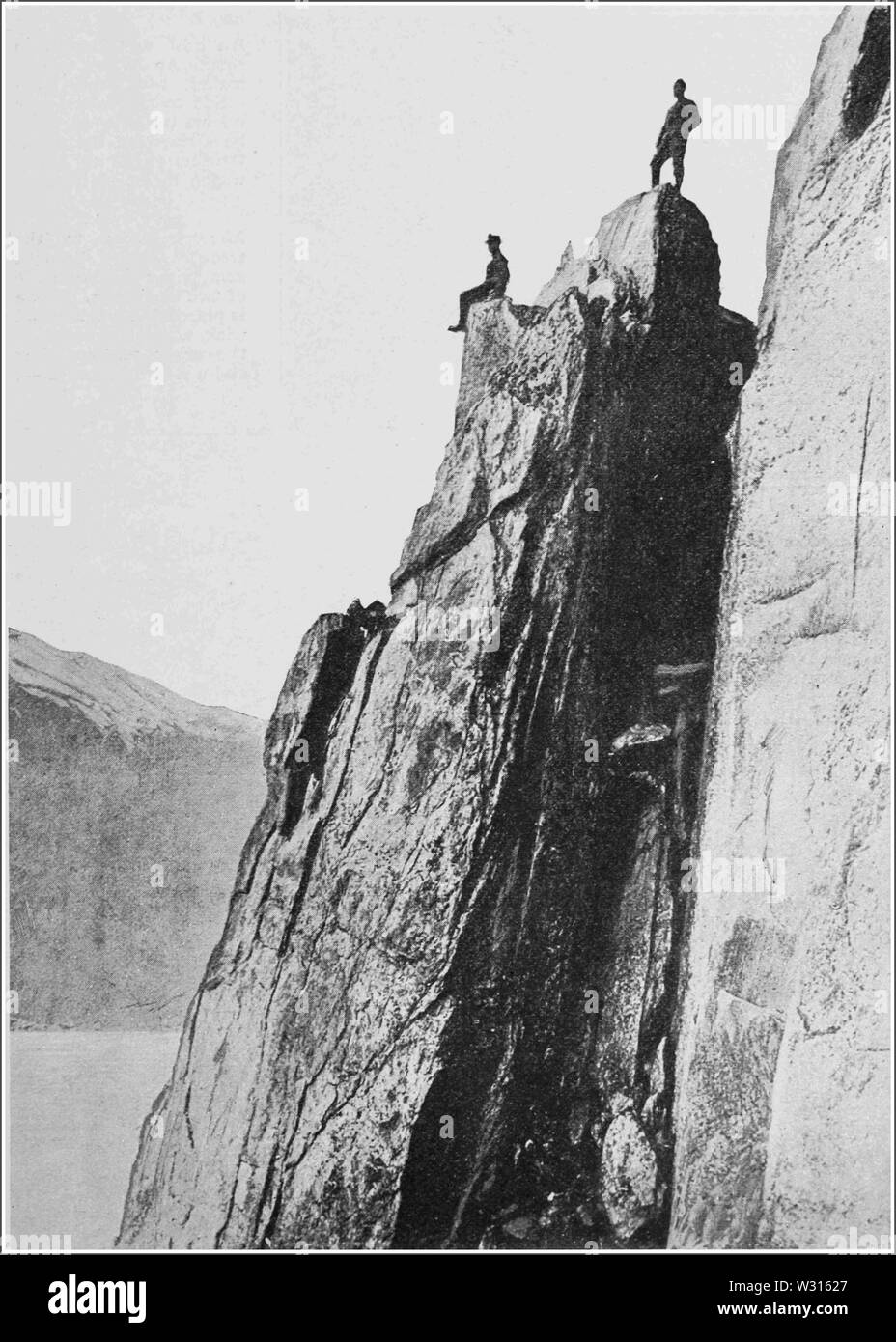 Troop movements hi-res stock photography and images - Alamy