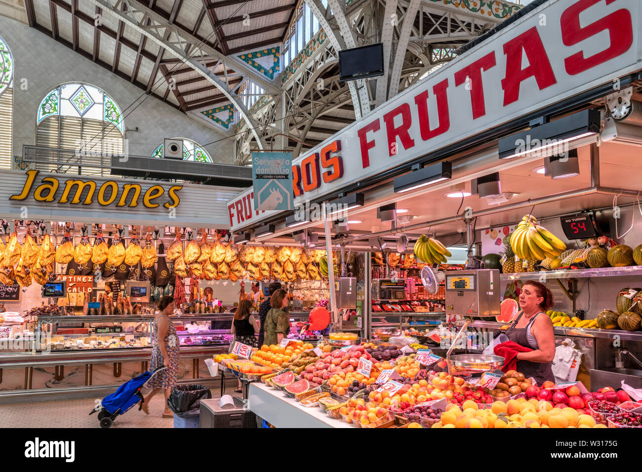 Valencia public market hi-res stock photography and images - Alamy