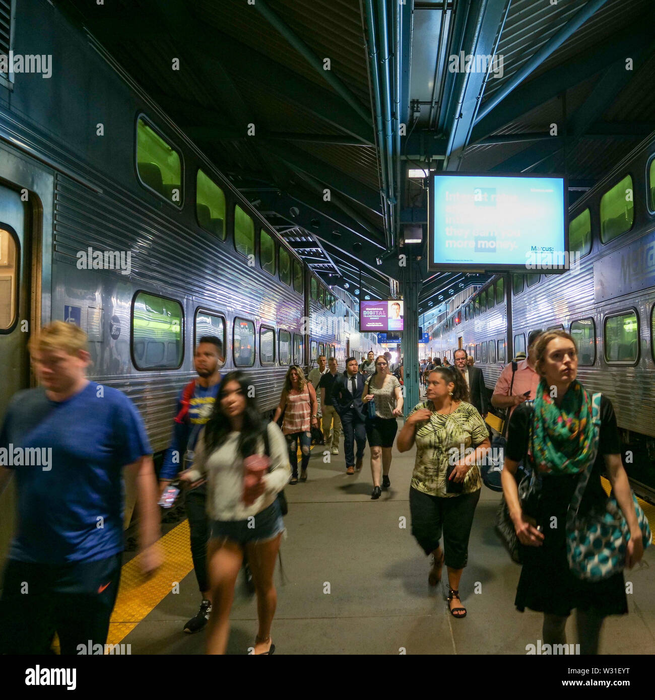 Mass transportation hi-res stock photography and images - Alamy