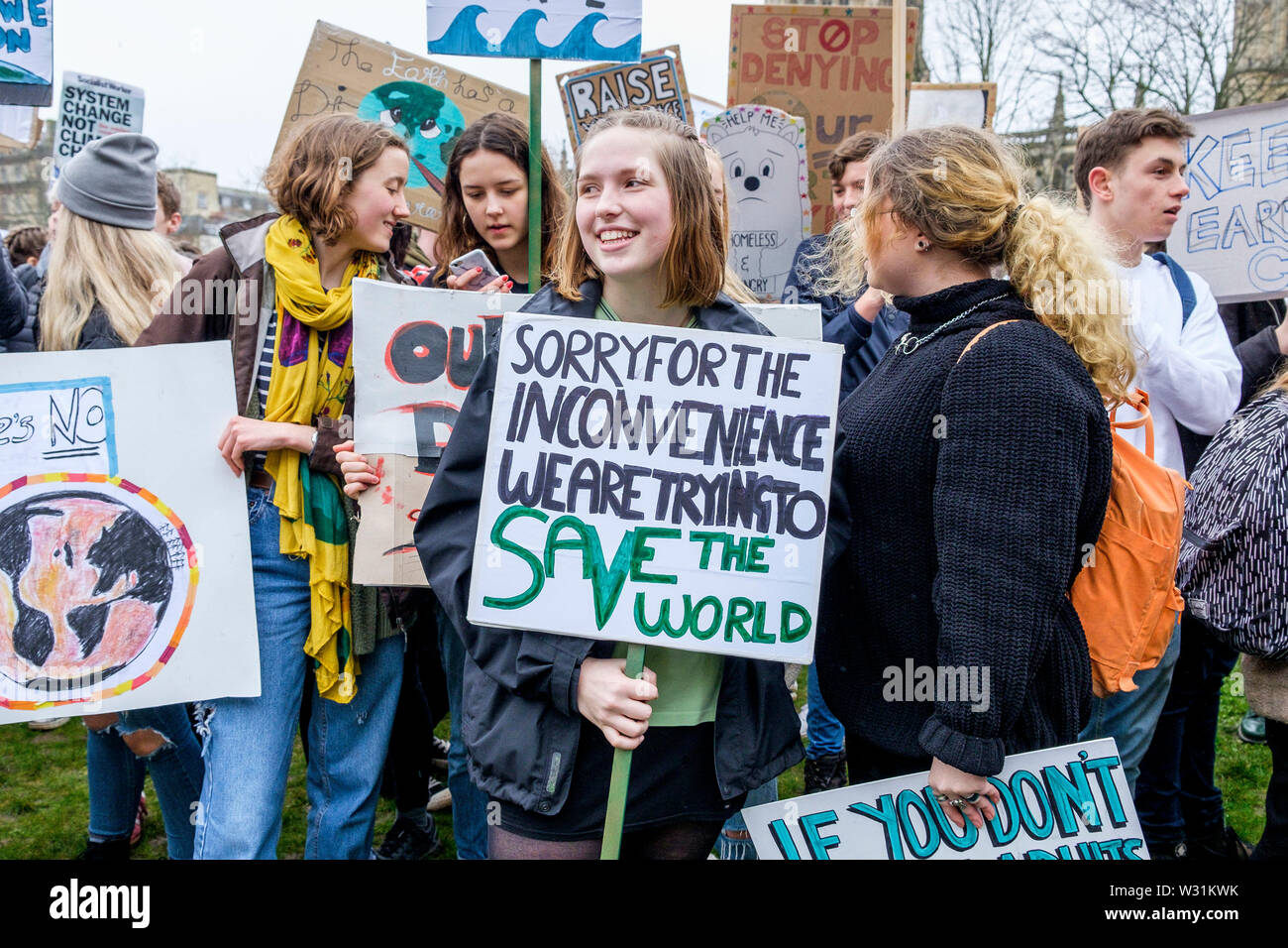 Bristol college students and school kids carrying climate change ...