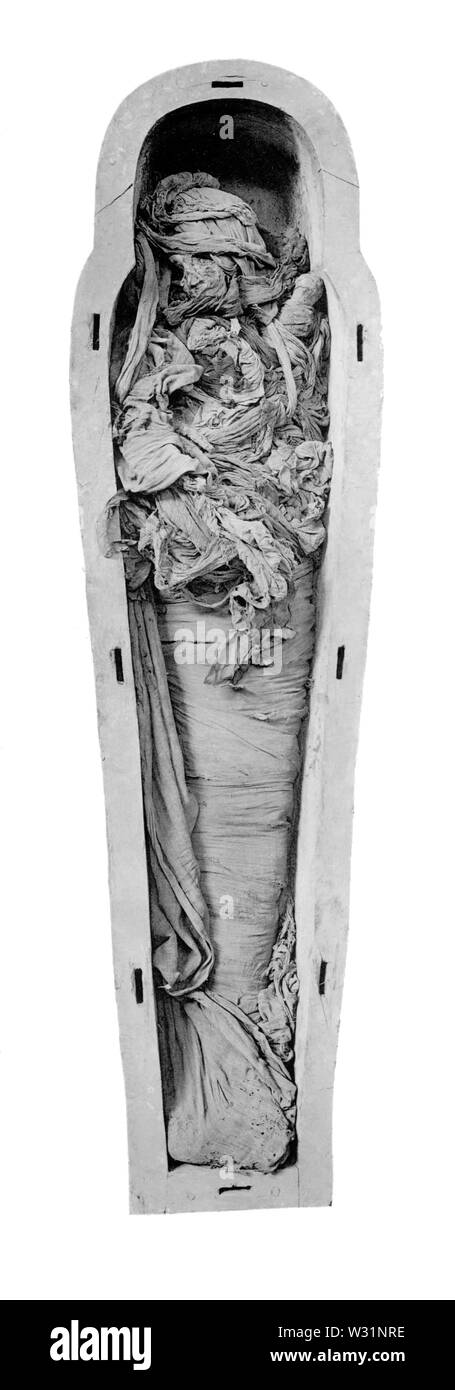 Pharaoh coffin Cut Out Stock Images & Pictures - Alamy