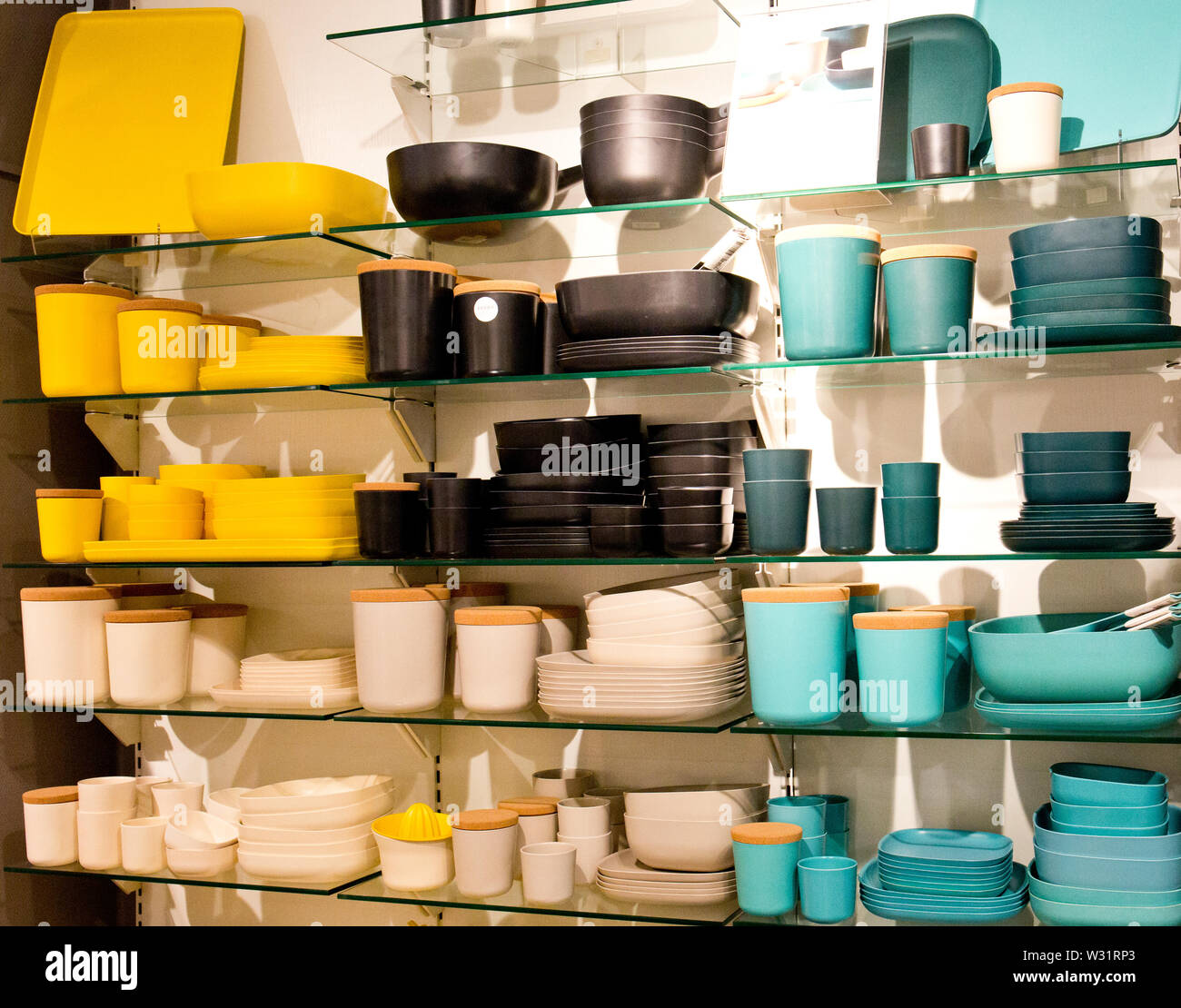 Shop display hi-res stock photography and images - Alamy