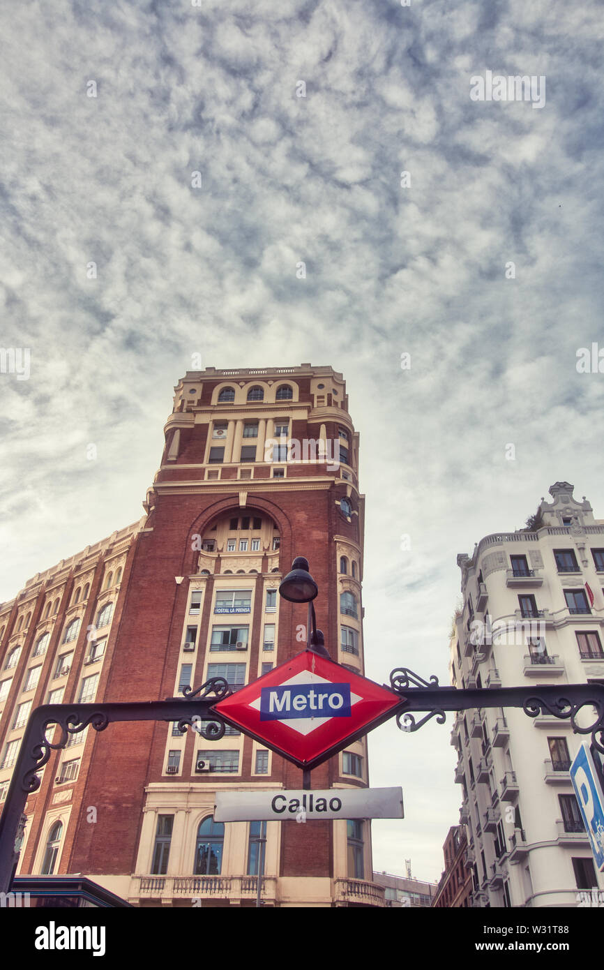 Callao metro station in madrid hi-res stock photography and images - Alamy