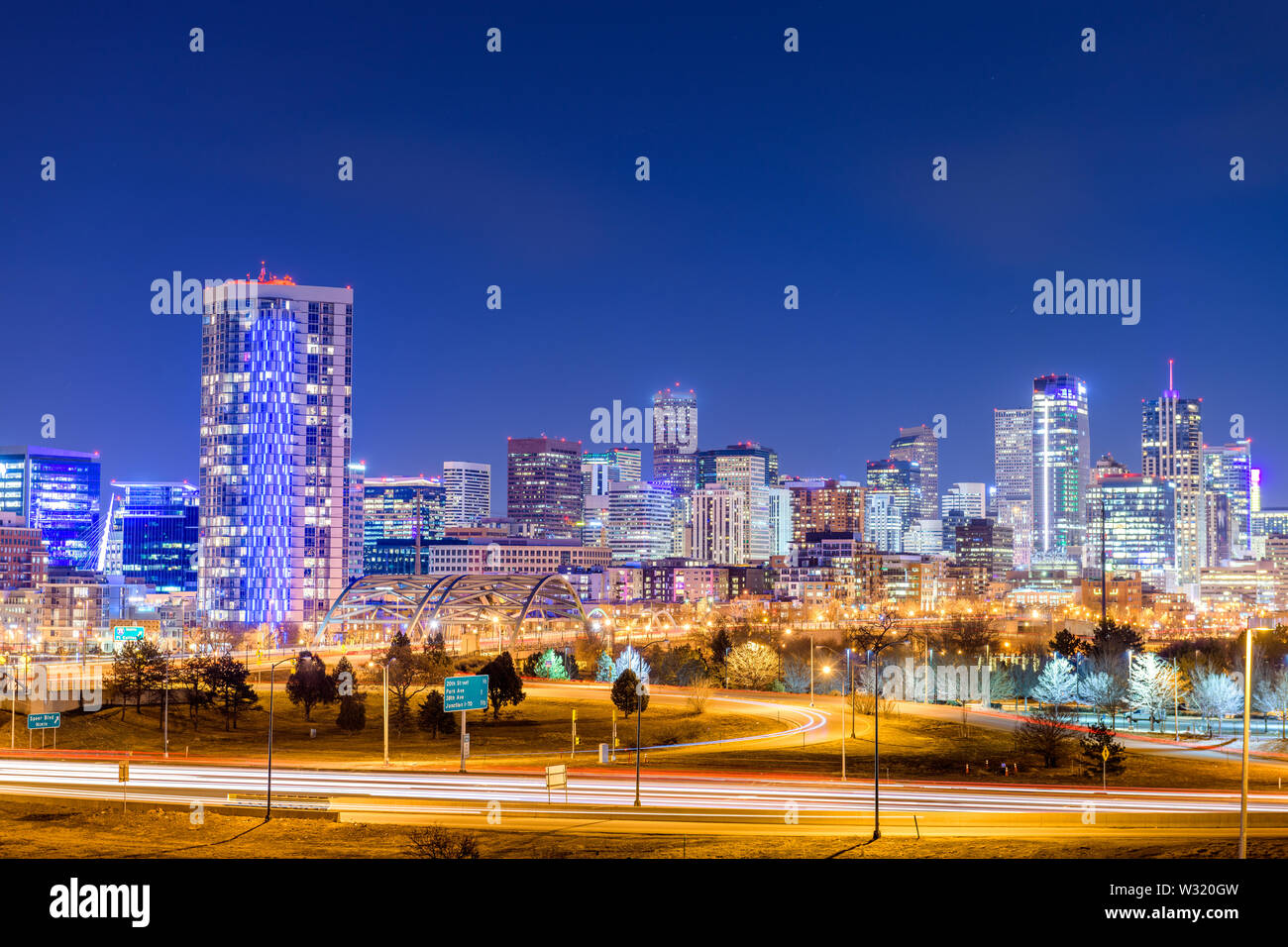 Denver, Colorado, USA downtown city skyline at night Stock Photo - Alamy