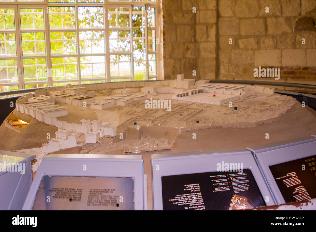 5 May 2018 The museum scale model of the Bronze age settlement of Tel ...