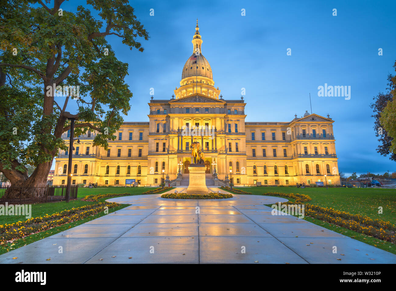 Lansing, Michigan, USA at the Michigan State Capitol during a wet ...