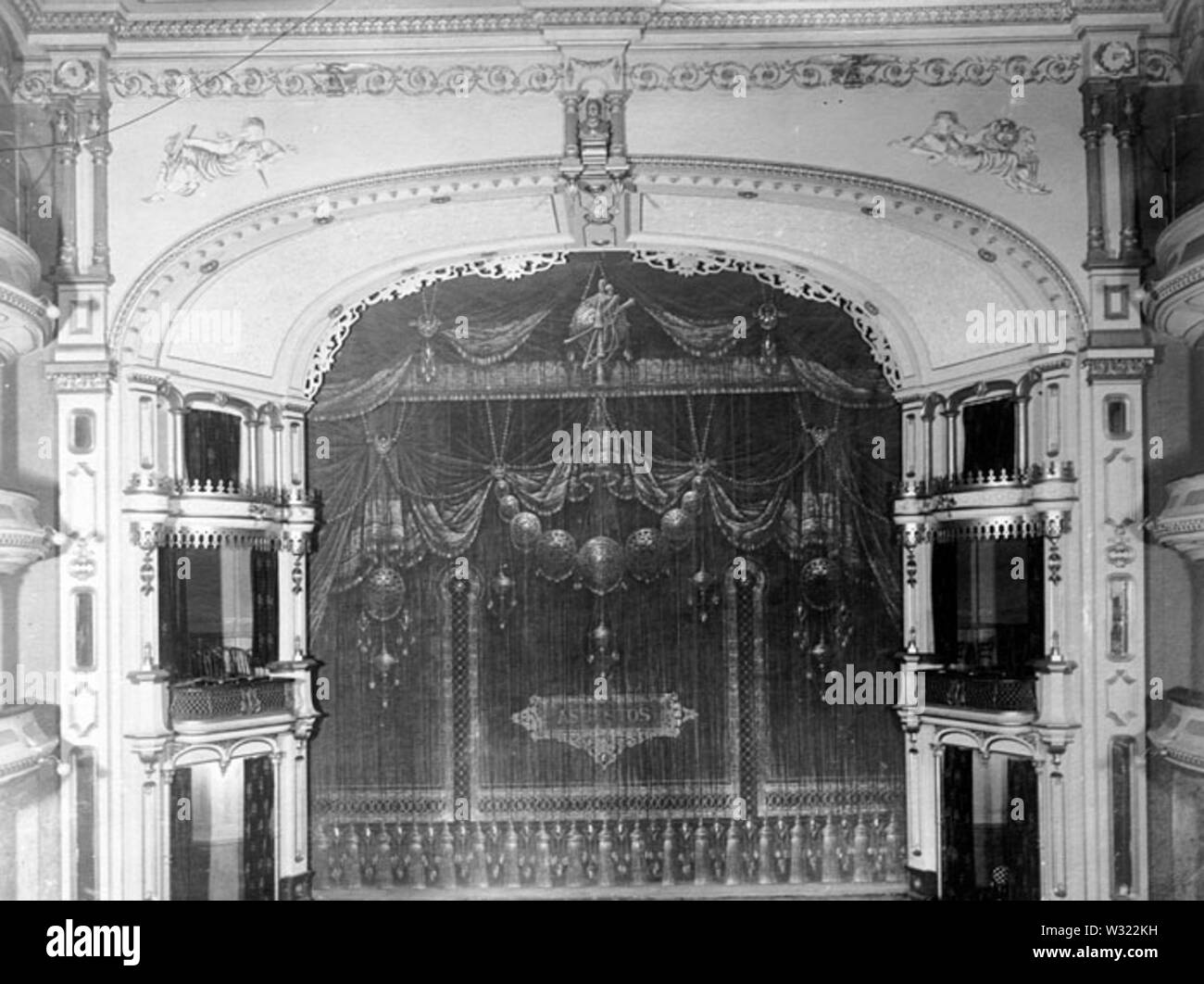 Interior theatre 19th century hi-res stock photography and images - Alamy