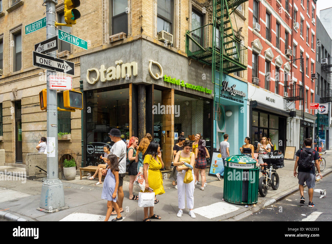 Taim new york hi-res stock photography and images - Alamy
