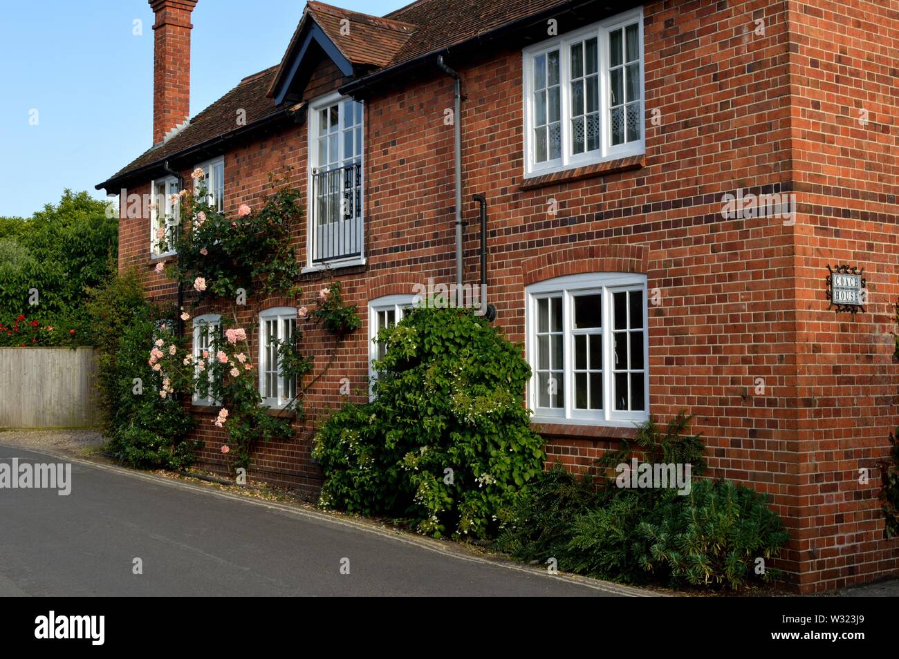 Goring village hi-res stock photography and images - Alamy