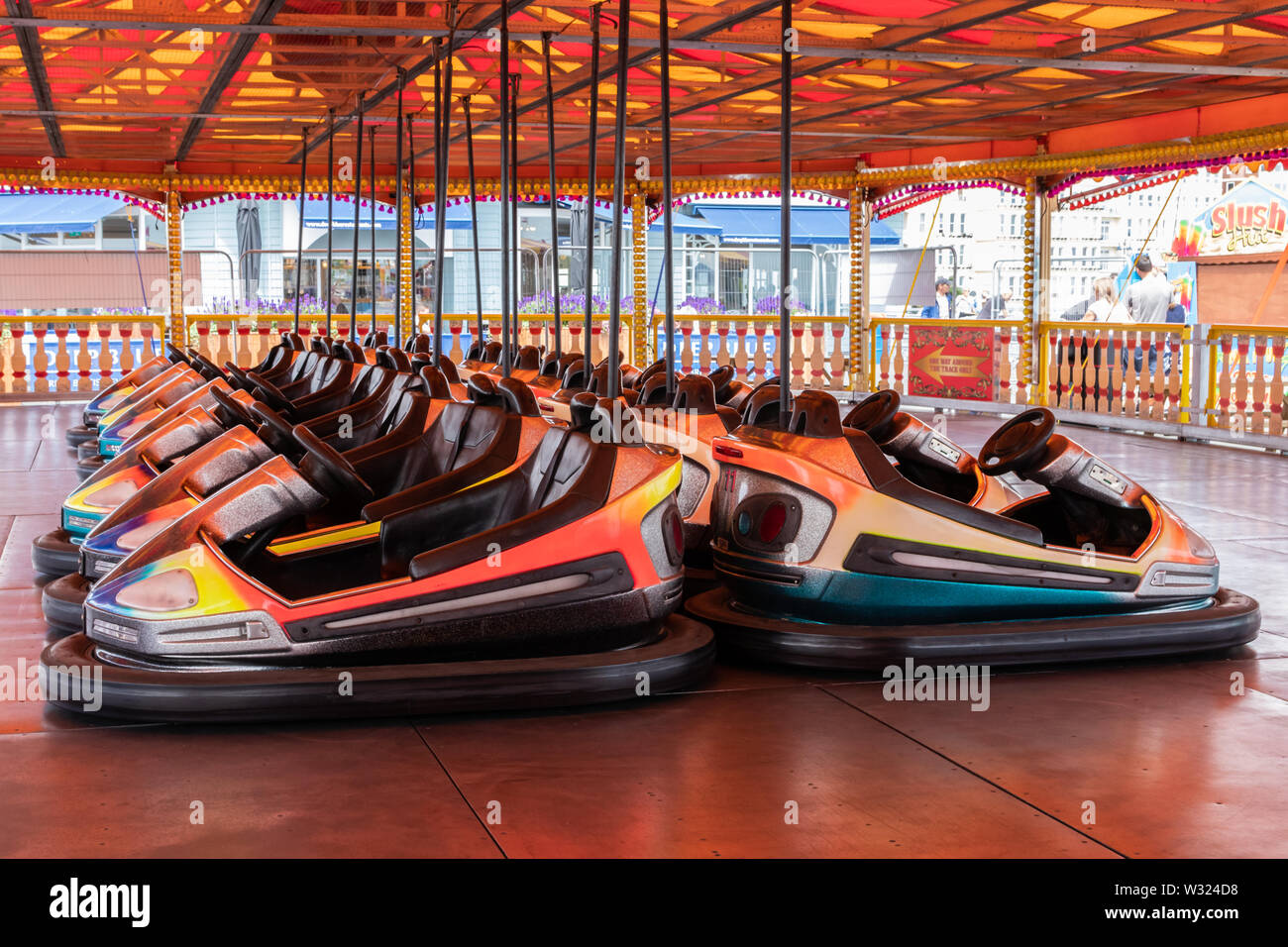 Fun fair funfair carnival amusement park hi-res stock photography and ...