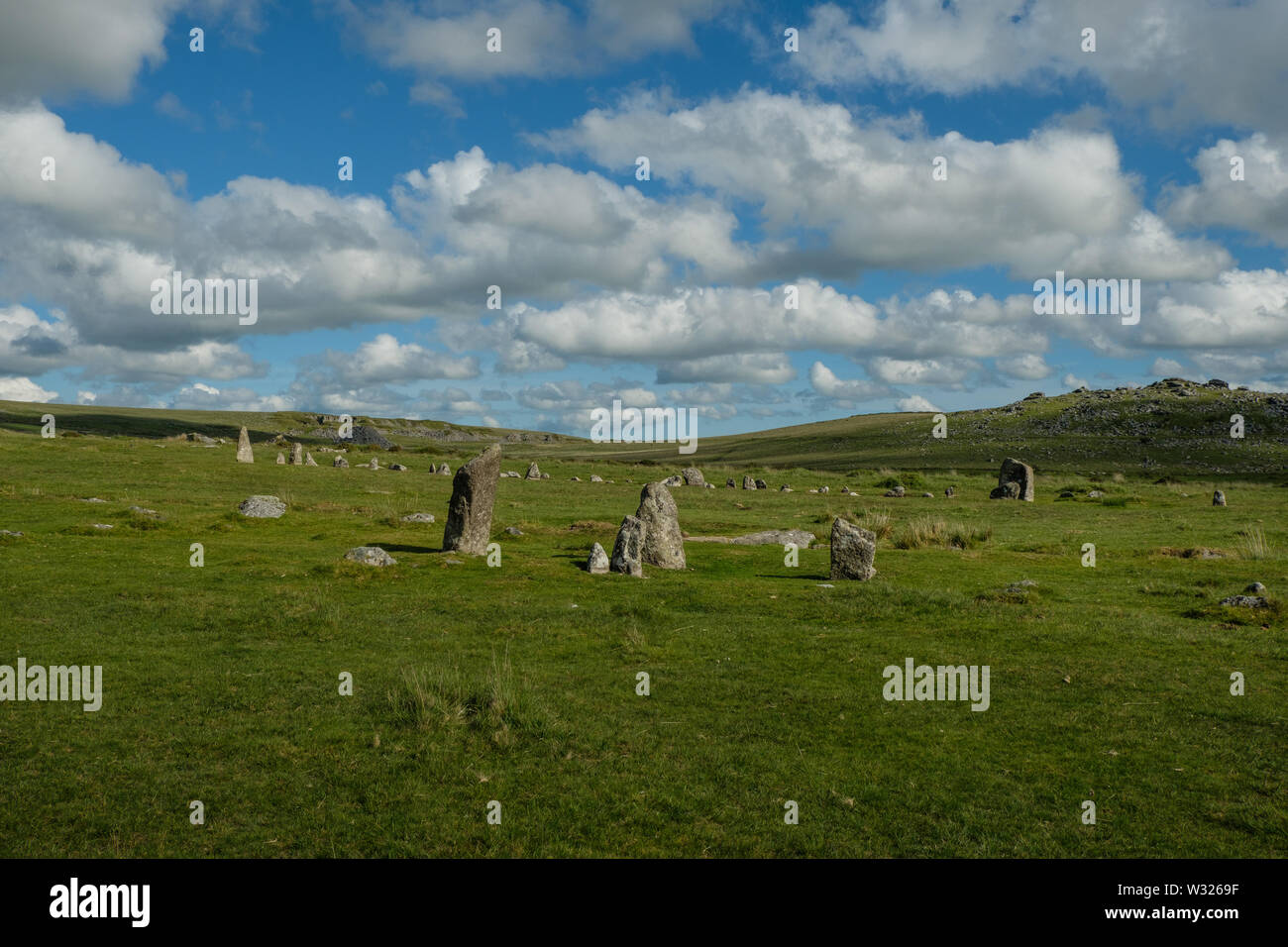 Merrivale Stones Bronze Age Megalithic monuments Merrivale Dartmoor ...