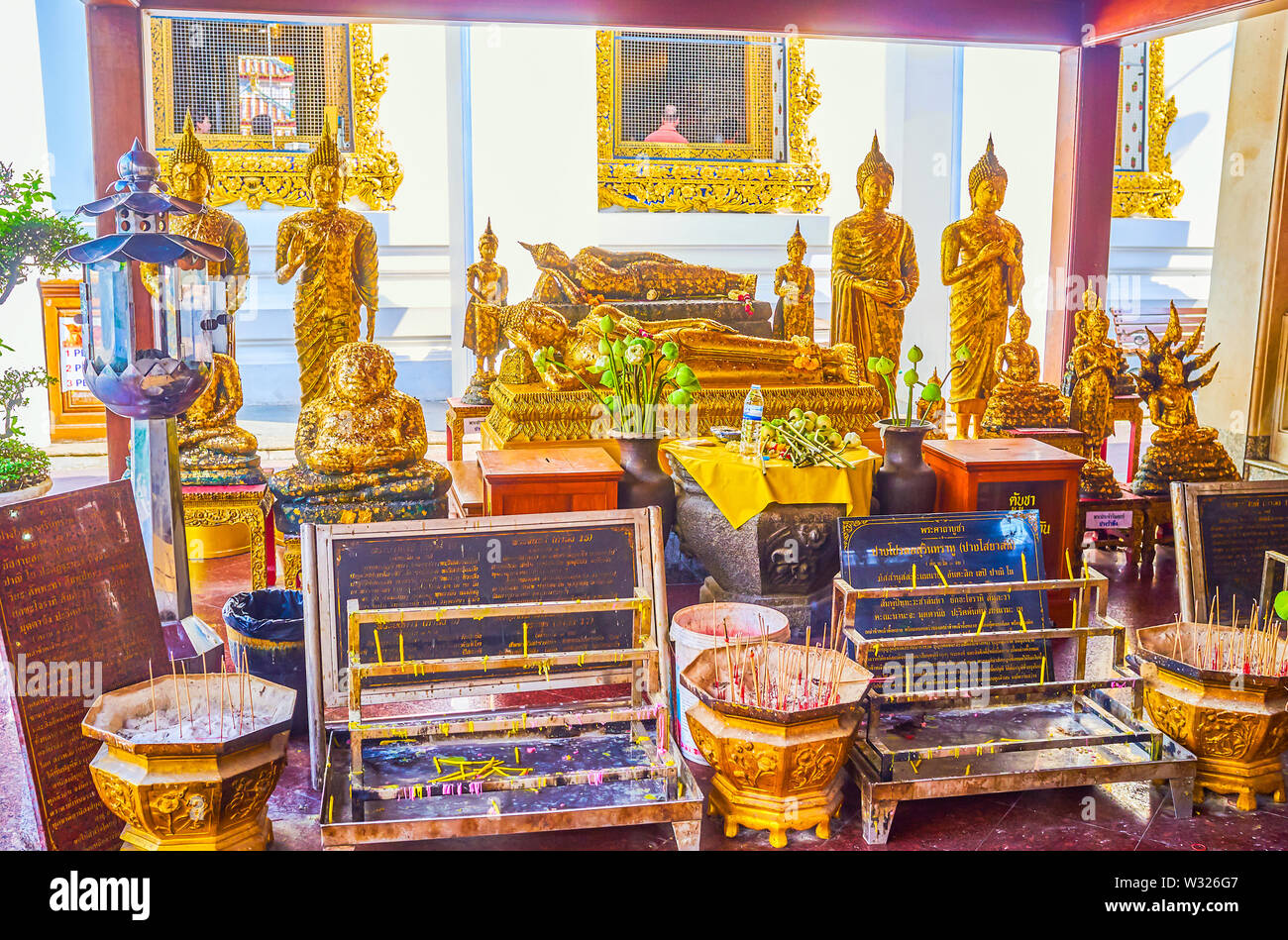 BANGKOK, THAILAND - APRIL 22, 2019: The Altar with sculptures of Lord ...