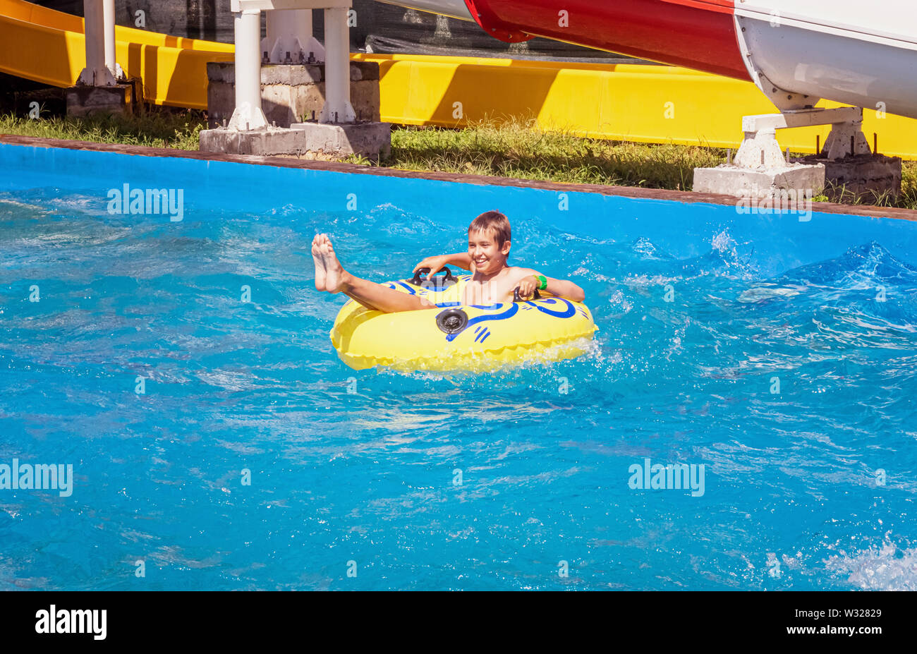 Teenager childhood hi-res stock photography and images - Alamy