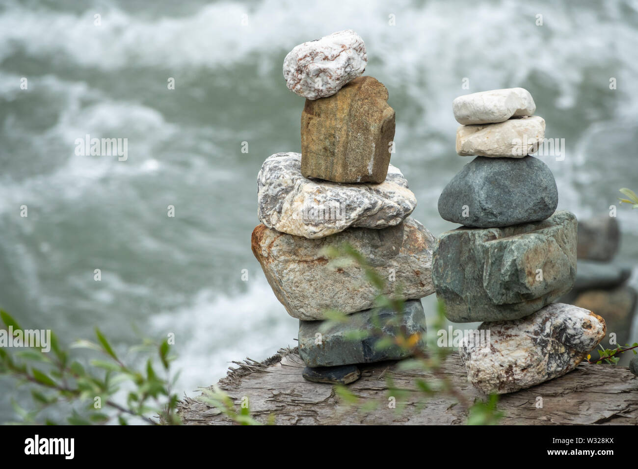 River rock balancing on pebbles hi-res stock photography and images - Alamy