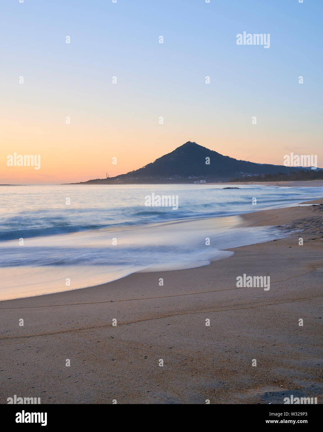 Portugal moledo beach hi-res stock photography and images - Alamy