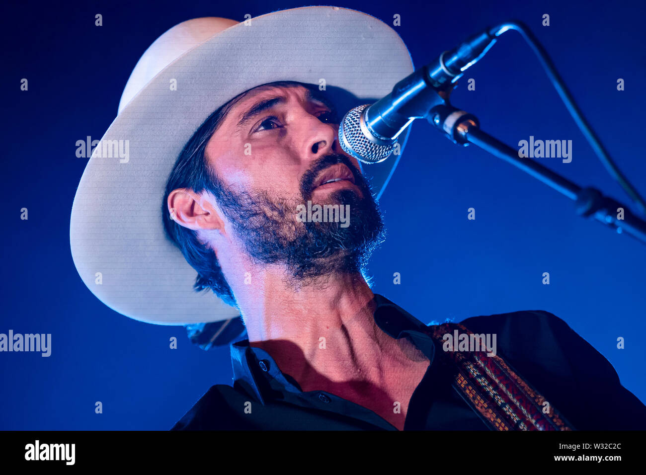 Ryan bingham live concert hi-res stock photography and images - Alamy