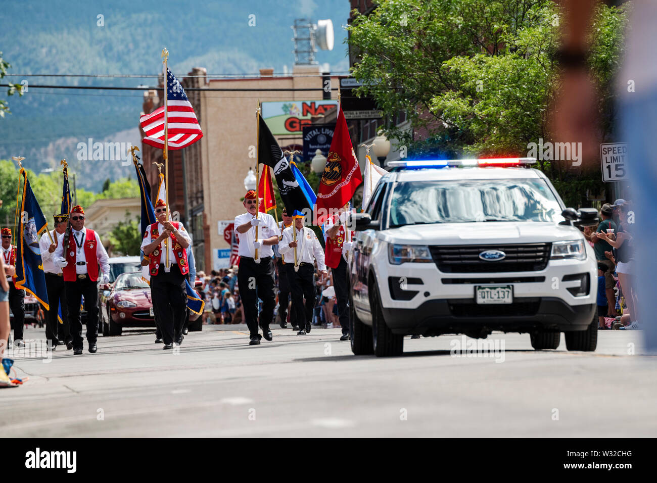 American legion parade hi-res stock photography and images - Alamy