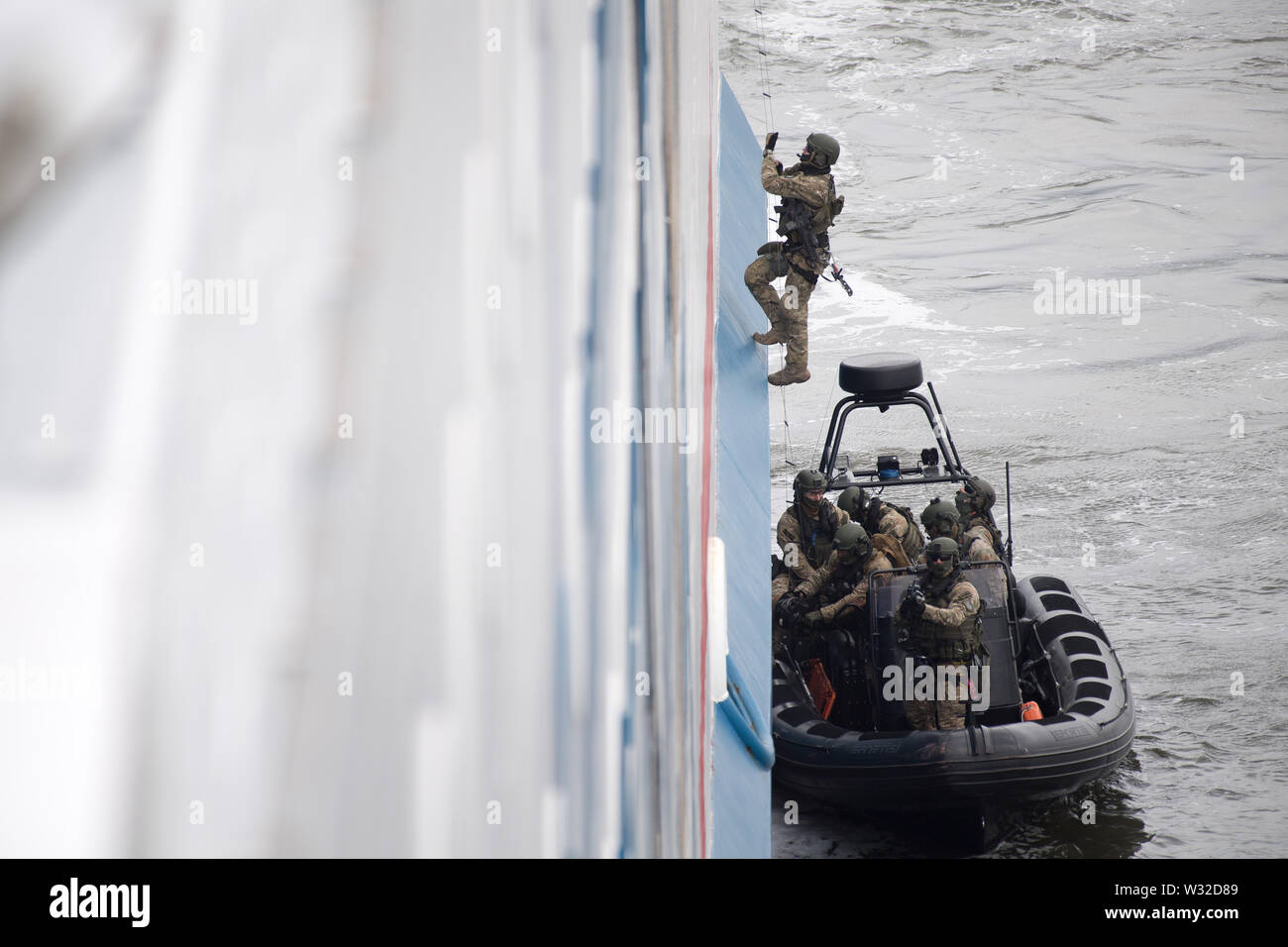 Polish naval special forces soldiers, Jednostka Wojskowa Formoza ...